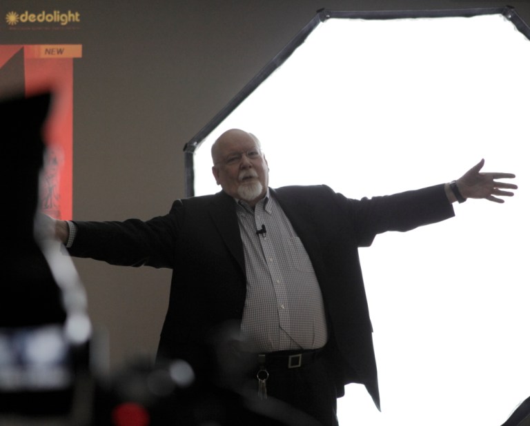 Felloni | Grau Luminotecnia