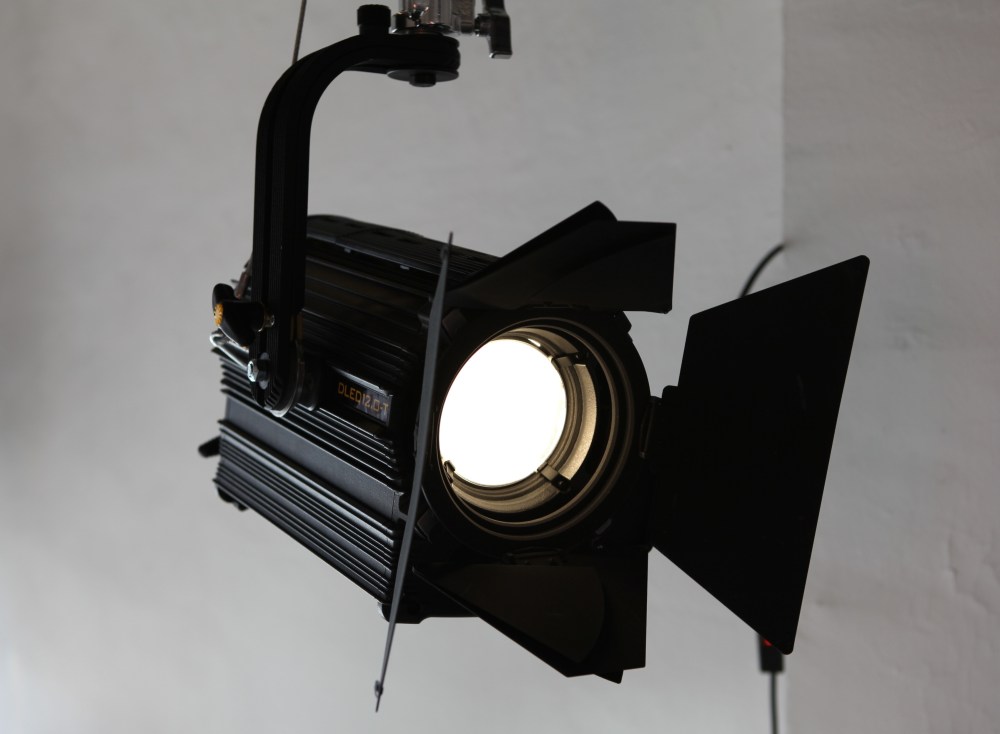 Felloni | Grau Luminotecnia